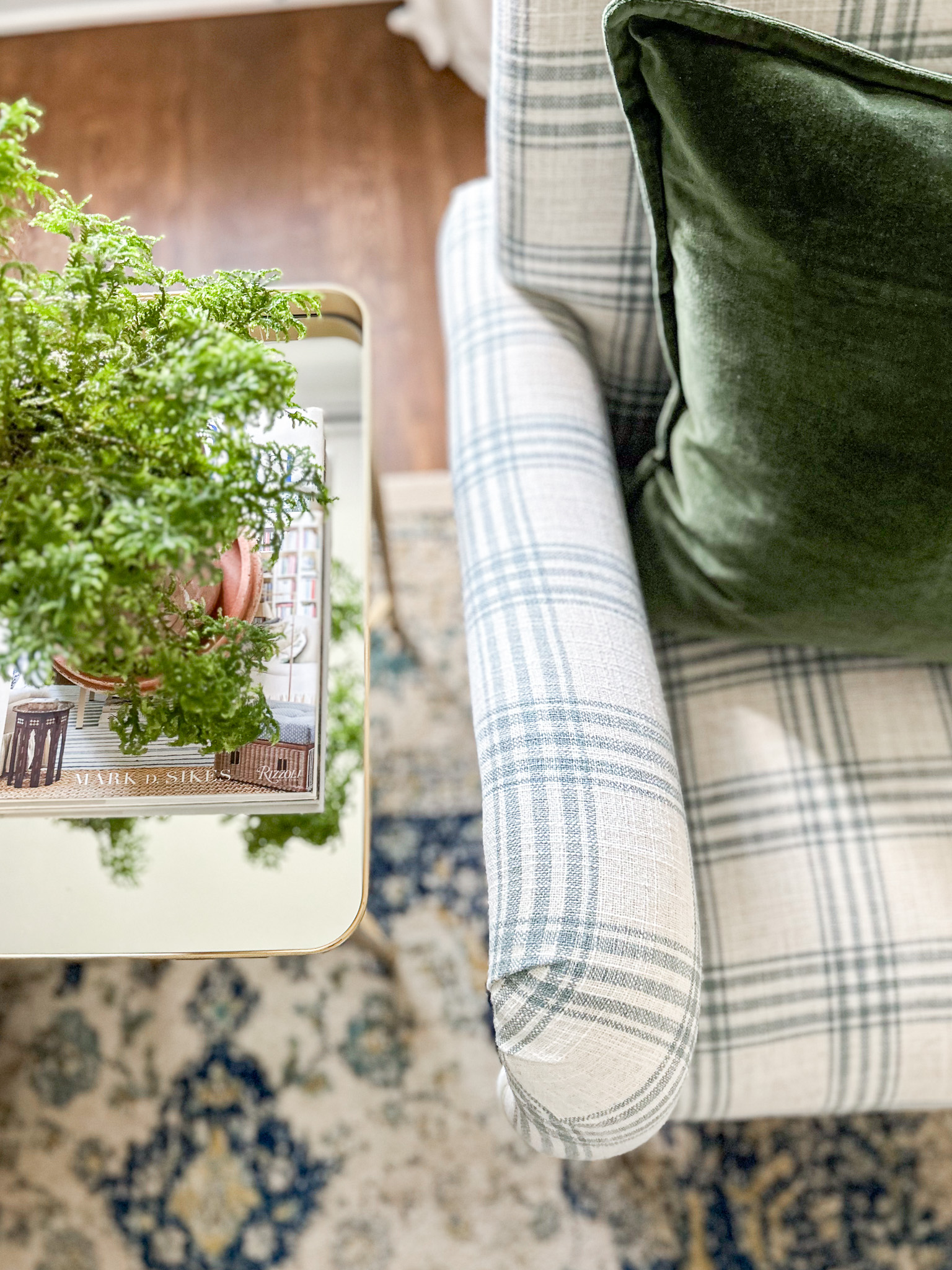Simple and Classic Fall Decor - Cottage and Vine